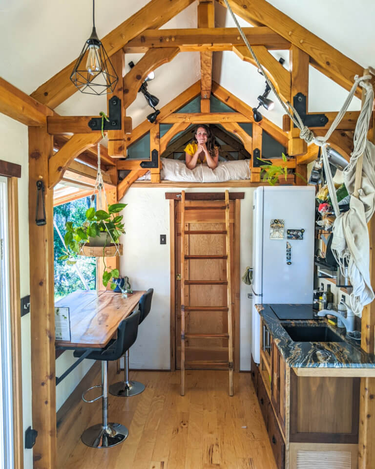 This Newlywed Couple Built a Timber Framed Tiny House With No Prior ...