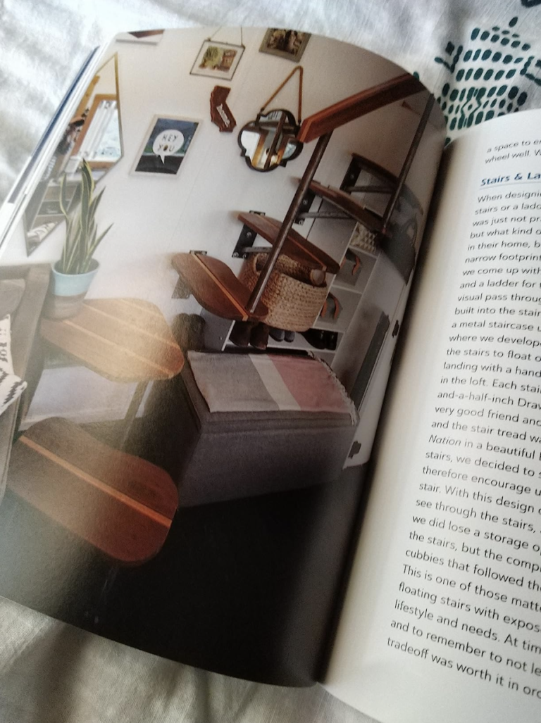 The Ultimate Guide to Tiny House Living: Tiny House Book | Tiny House ...