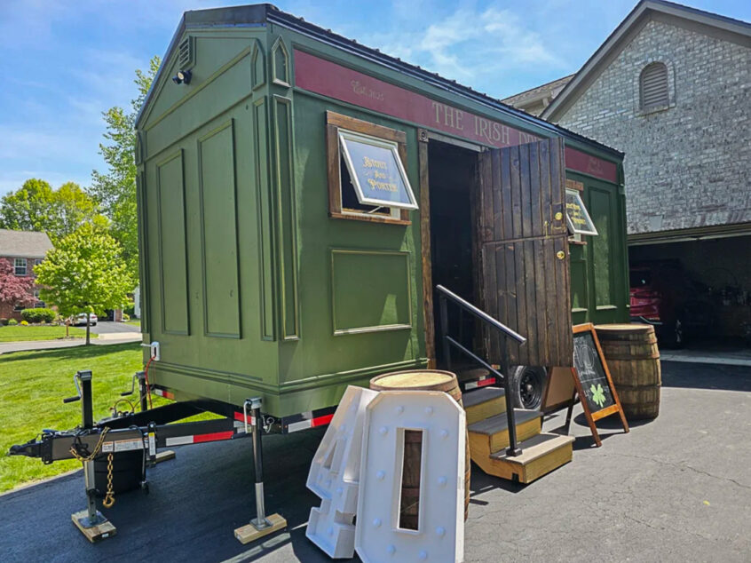 Tiny House Bar: The New Trend in Mobile Bars | Tiny House Basics